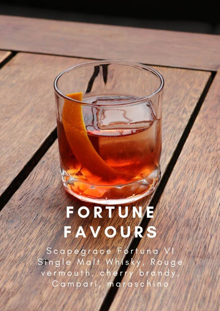 No. 4 Bar & Restaurant